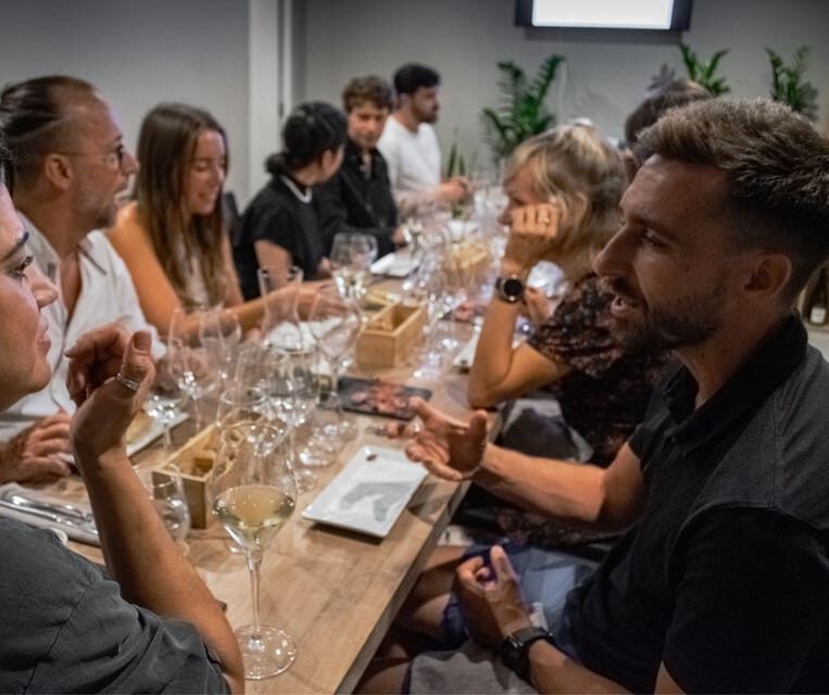 Barcelona: Wine Tasting and Tapas 5-Course Pairing Dinner - Authentic Insights from Participants