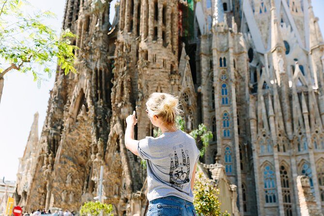 Barcelona: Wonders of Gaudi Bike Tour - An In-Depth Look at the Gaudi Bike Tour