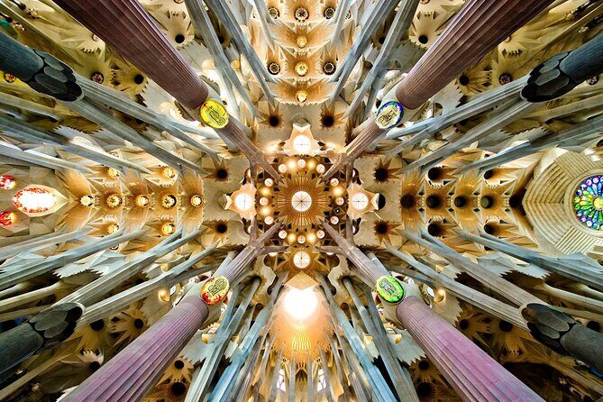Barcelonas Soul: Sagrada Familia Tour - Practicalities and Tips for Travelers