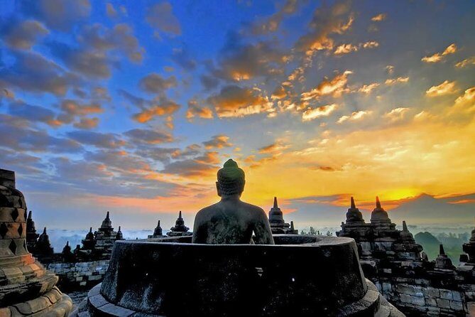 Barede Sunrise- Walking to Borobudur temple-Prambanan temple - Starting the Day with Borobudur