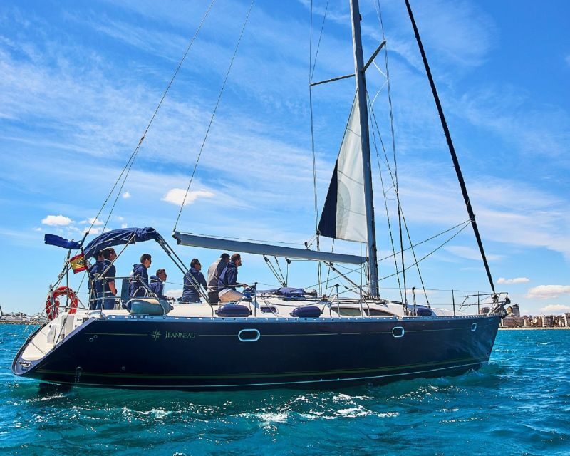 Barefoot: Private sailing cruise in Barcelona - Barefoot: Private Sailing Cruise in Barcelona — An Authentic Coastal Escape