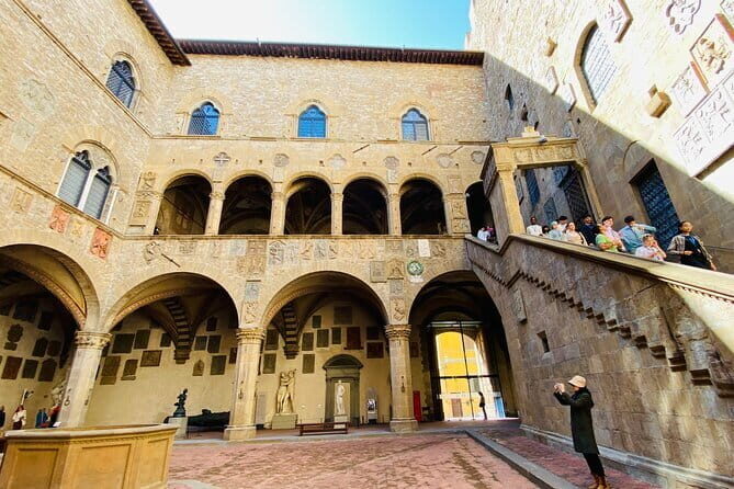 Bargello Museum: "Discover Donatellos Legendary David" - Key Points