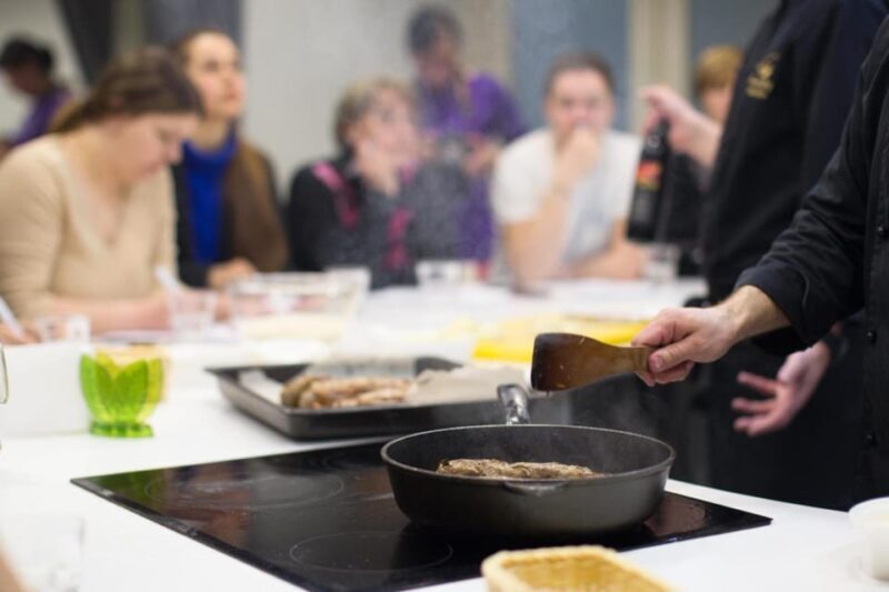 Bari: Cooking Class with well-known Chef - Key Points