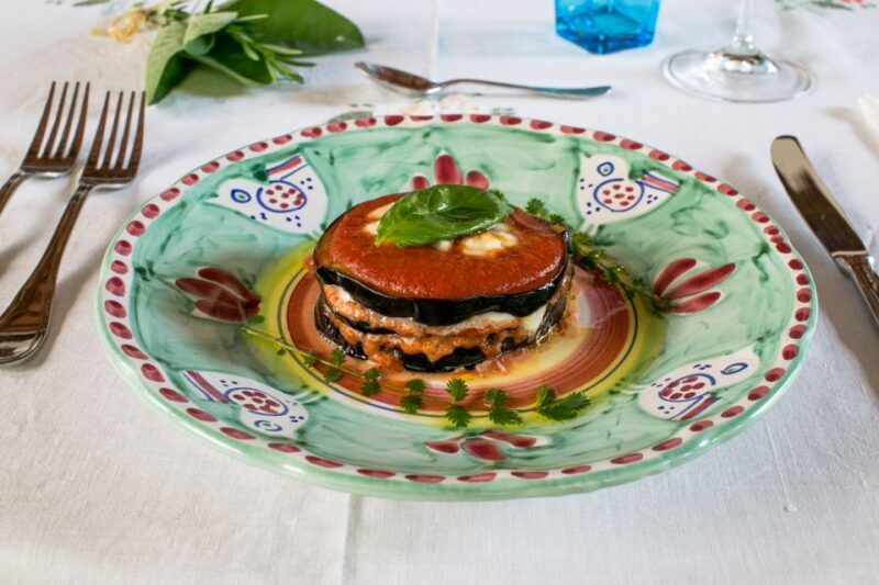 Bari: Market, Cooking Demo and Meal at a Local's Home - The Wines and Atmosphere