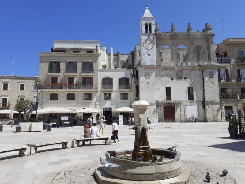 Bari: Old City Highlights Walking Tour - Key Points