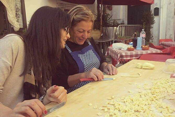 Bari Pasta Experience by Rickshaw - Discover authentic Bari with the Pasta & Rickshaw Tour