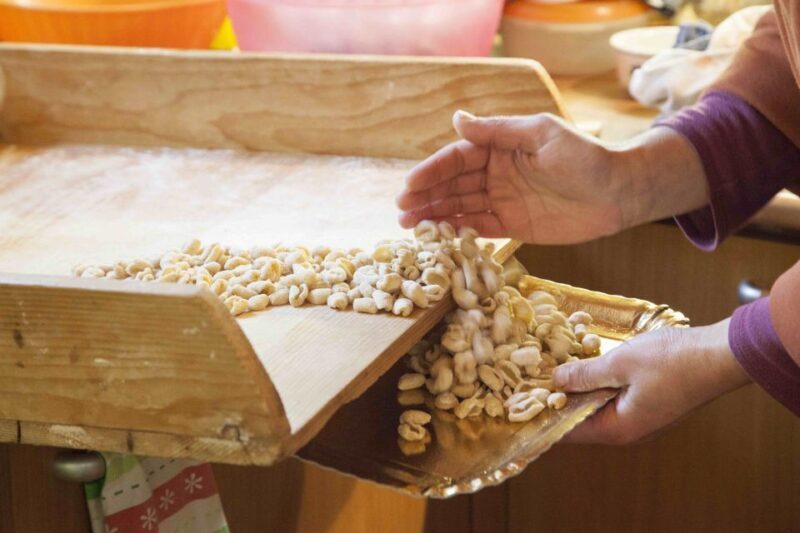 Bari: Pasta & Tiramisu Cooking Class at a Local's Home - Key Points