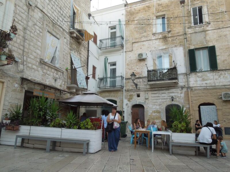 Bari: Private Food and Walking Tour - The Food: Flavorful Highlights