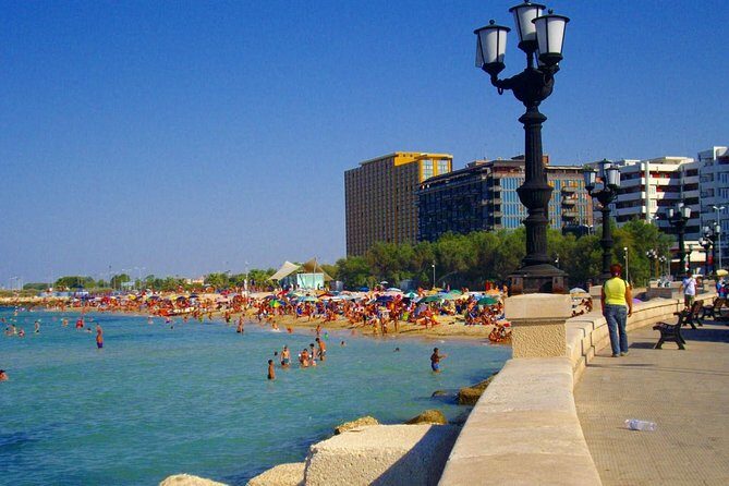 Bari Street Food Walking tour: Group or Private tour - Key Points