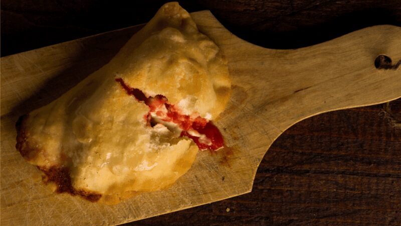 Bari: Street Food Walking Tour with Wine Tasting - Key Points