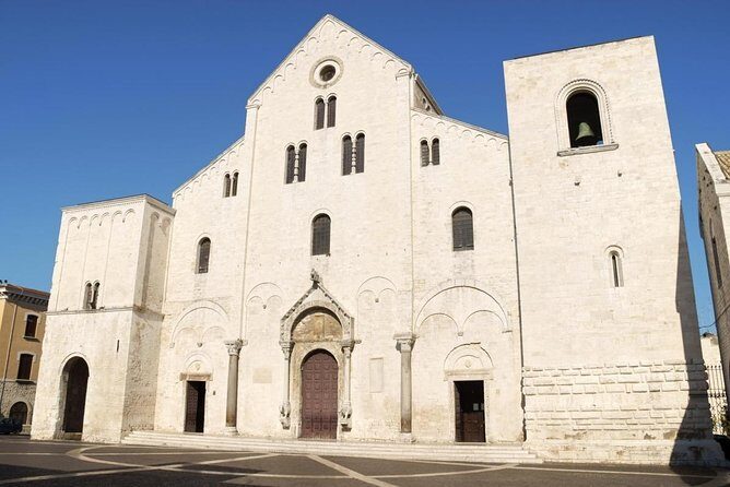 Bari Street food with Wine & food Taster - Key Points