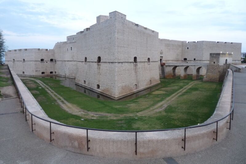 Barletta: The Town of the Challenge Private Tour - Exploring Barletta: A Deep Dive into the Tour