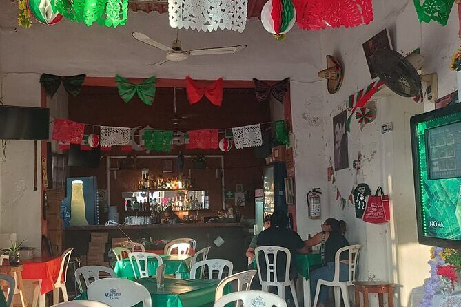 Barrio Cantinero Your Corner of Culture Music and Gastronomy - Who Will Love This Tour?