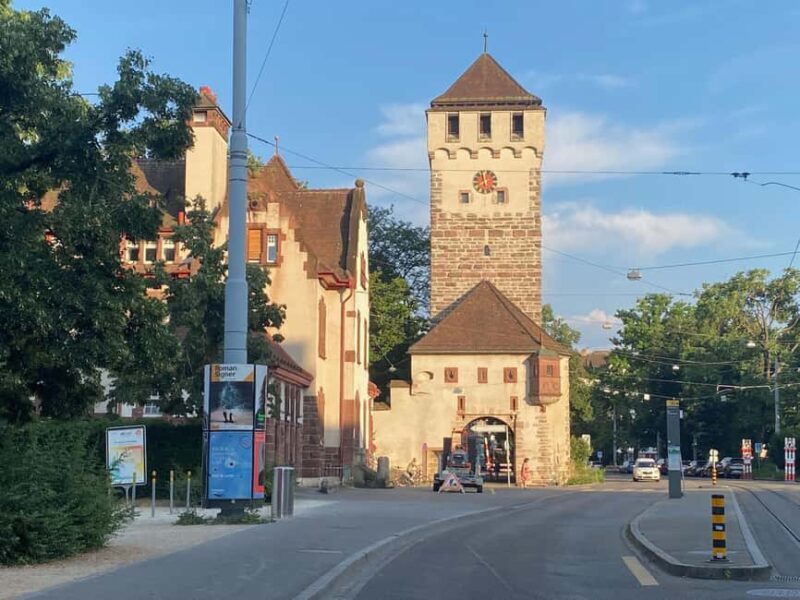Basel: Fancy a bike tour through 3 countries in 60 minutes? - Exploring Basel on Two Wheels: A Cross-Border Bike Adventure