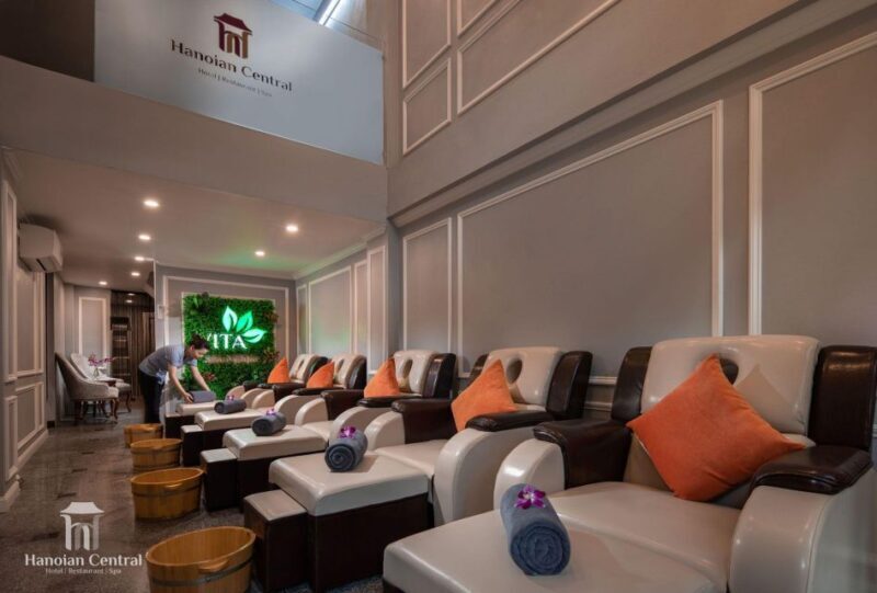 Basic facial care + Aroma Massage - Detailed Breakdown of the Experience