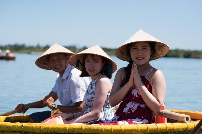 Basket Boat riding and Hoi An city from Da Nang/ Hoi An - Who Will Appreciate This Tour?