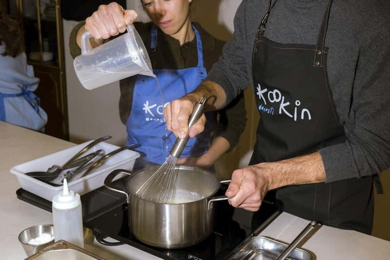Basque Culinary Experience: From the market to the plate - Cooking Class - The Atmosphere and Group Dynamics