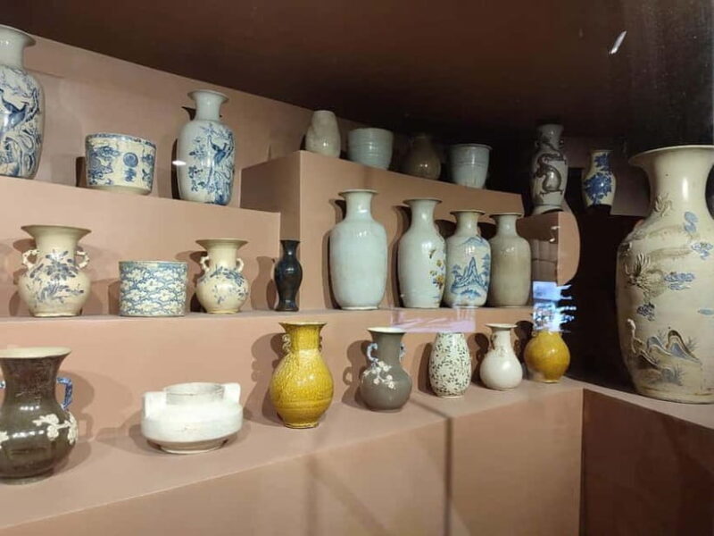 Bat Trang Pottery Village Guided Tour - What to Expect During the Day