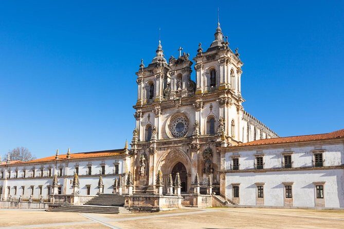 Batalha, Alcobaça, Nazaré and Óbidos - Private guided tour - Introduction