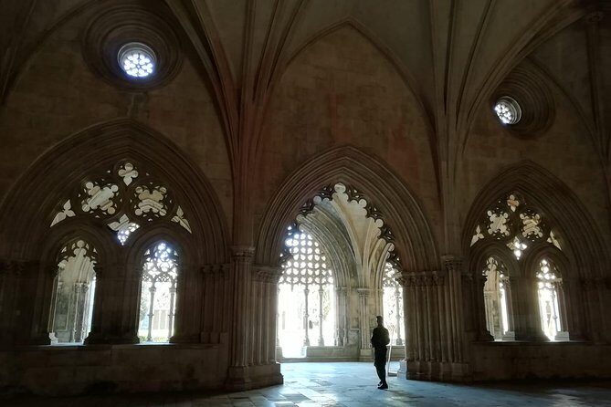 Batalha, Alcobaça, Nazaré and Óbidos - Private guided tour - The Sum Up