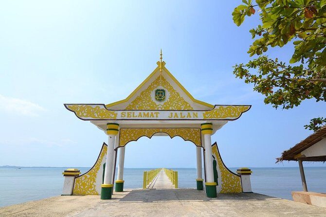 Batam Private Customized Full-Day Tour with English Speaking Driver - FAQ