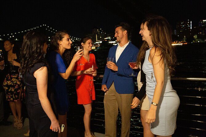 Bateaux New York Thanksgiving Plated Dinner Cruise - Why Choose This Cruise?