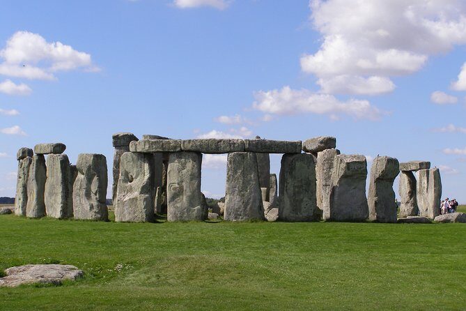 Bath and Stonehenge Day Tour from Southampton - Authentic Experiences and Traveler Feedback