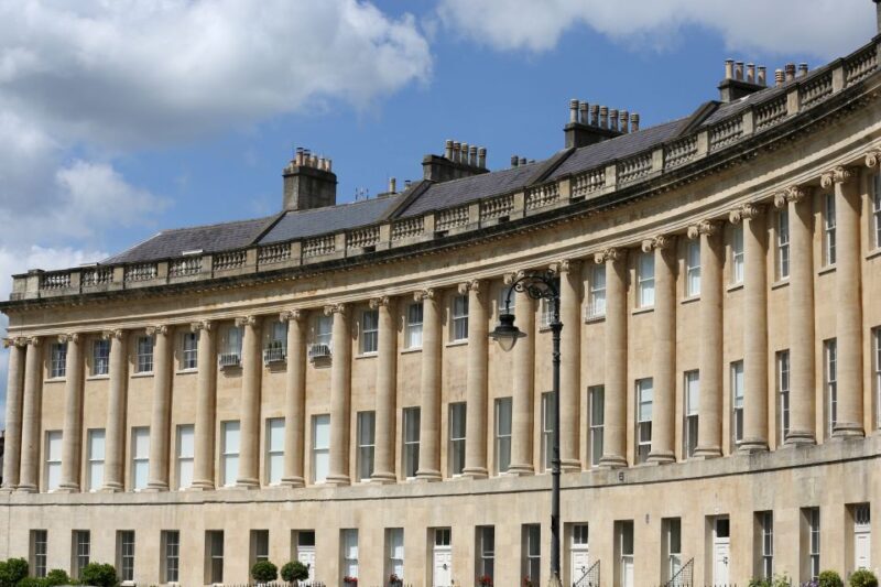Bath: Bridgerton Filming Locations Walking Tour with Music - Authentic Experiences with a Side of Hollywood Glamour
