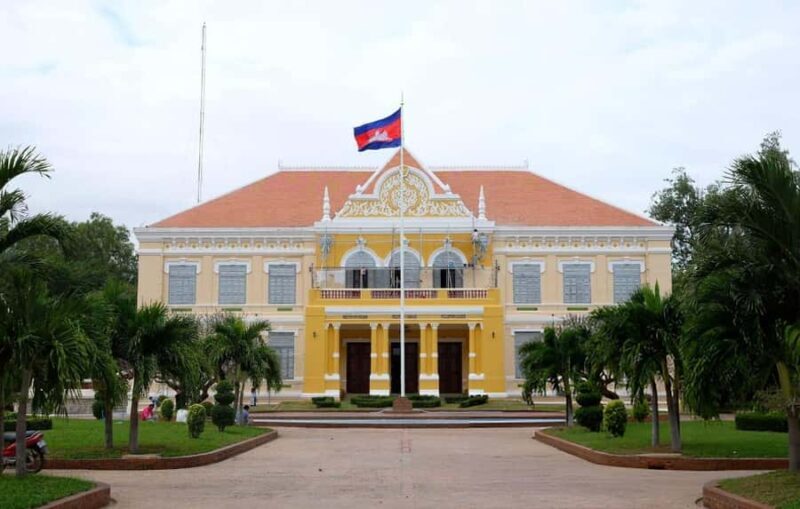 Battambang: Day Trip from Siem Reap with Shared Transfers - Discovering Battambang: The Practical Details