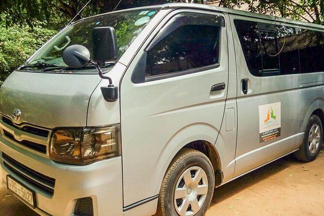 Batticaloa Airport (IATA: BTC) to Colombo Intl. Airport (IATA: CMB) Transfer - Who Will Love This Service?