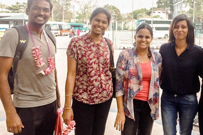 Batticaloa Airport (IATA: BTC) to Ratmalana Airport (IATA: RML) Transfer - The Route and Duration