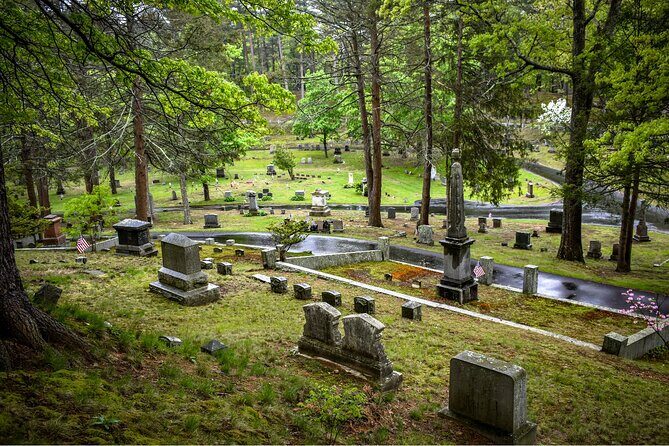 Battle of Lexington and Concord Driving & Walking Audio Tour - Practical Aspects of the Tour