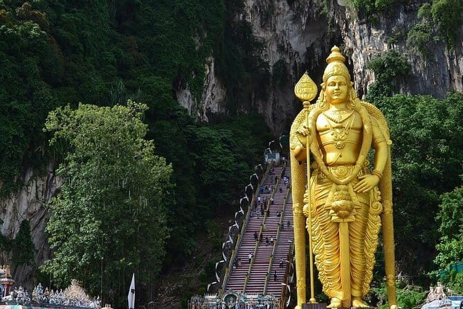 Batu Caves and Genting Highlands with Cable Car Ride Tour - Who Is This Tour Best Suited For?
