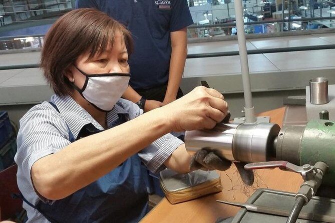 Batu Caves and Malaysian Crafts Tour from Kuala Lumpur - Who Might Find It Less Appealing?