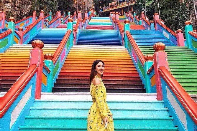 Batu Caves Temple, Royal Selangor Pewter and Batik Factory Tour - Key Points