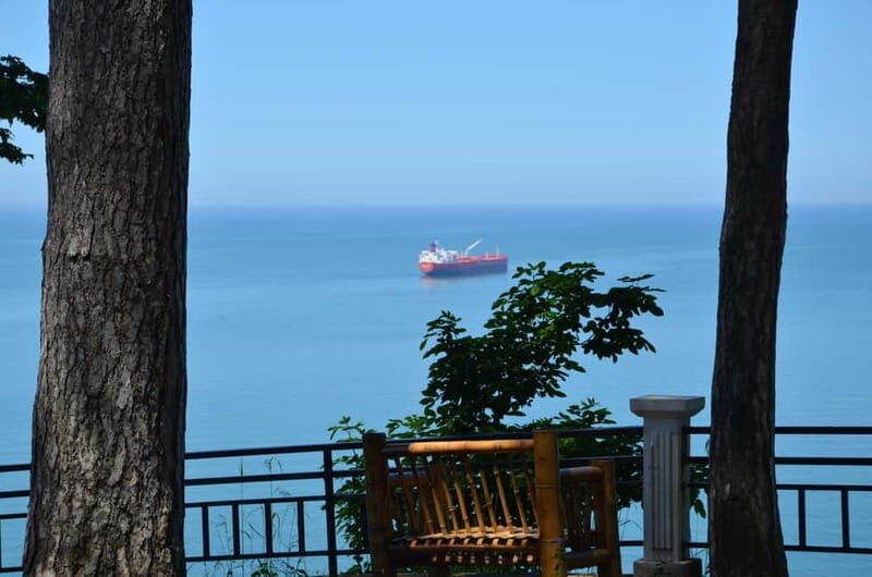 Batumi: Botanical Garden, Petra Fortress and Miniatures Park - Key Points