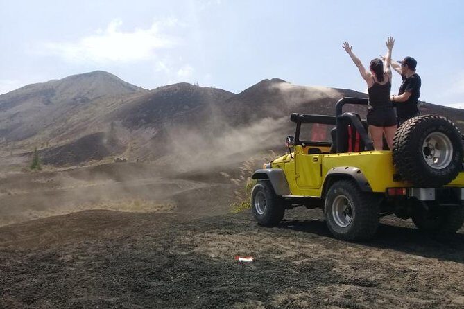 Batur Volcano 4WD Jeep Tour: Black Lava Adventure - Exploring the Lava and the Lake