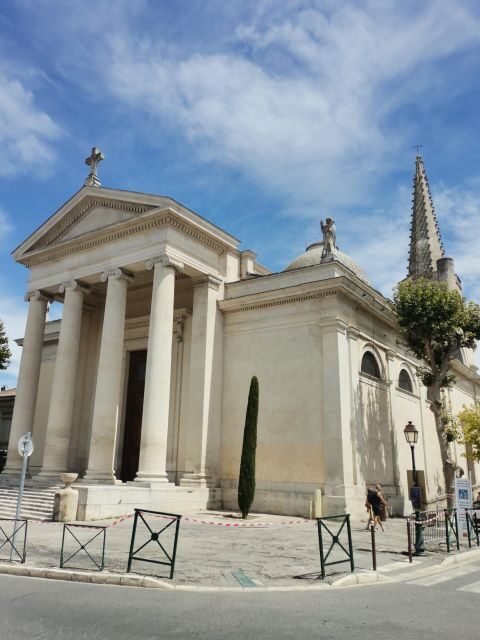 Baux and Saint Rémy de Provence: History Wine and Landscapes - An Introduction to the Tour Experience