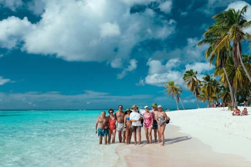 Bavaro: Saona Island Speedboat Tour with Open Bar - Key Points