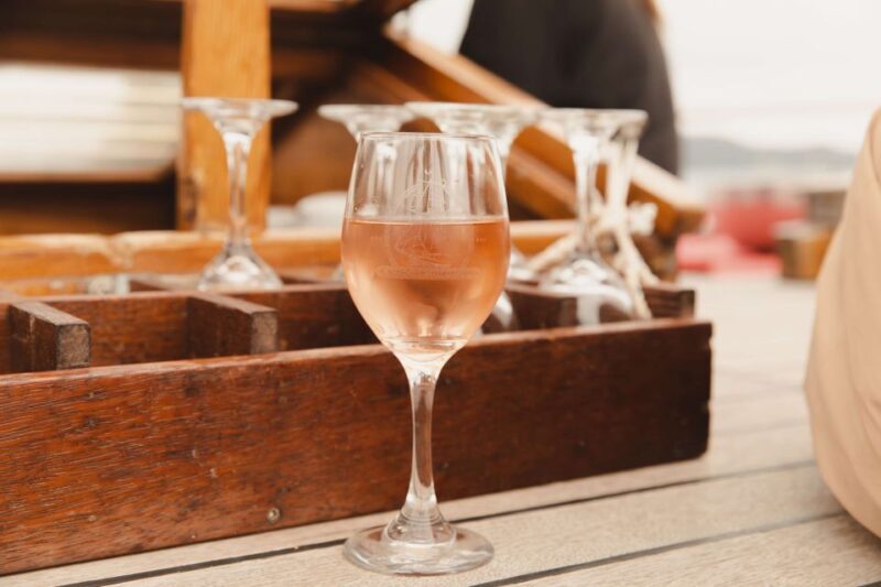 Bay of Islands: Late Afternoon Sailing Cruise - Key Points