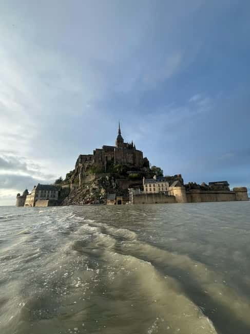 Bay of Mont Saint-Michel : Quicksands + See The Tide Coming - What to Keep in Mind Before Booking