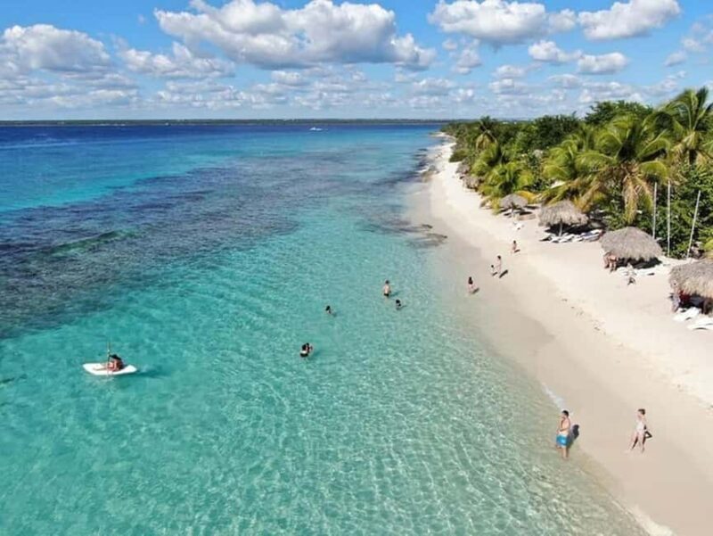 Bayahibe: Catalina Island Catamaran Cruise with Lunch - Key Points