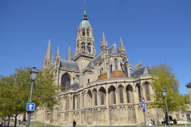 Bayeux: Private Guided Walking Tour - What the Reviews Say
