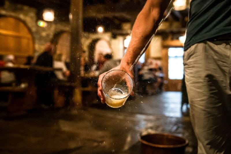 Bayonne: Guided Food Walking Tour (with Food and Drinks) - Savoring the Final Sweet: Basque Cake and Coffee