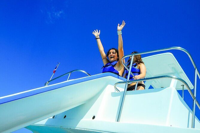 BBQ and Slide on a Private Catamaran with Unlimited Drinks - FAQs