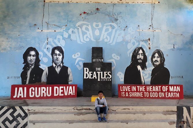 Beatles Ashram in Rishikesh Guided Spiritual Walk & History - Parmarth Niketan Ashram: Serenity on the River