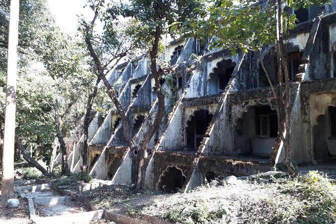 Beatles Ashram in Rishikesh Guided Spiritual Walk & History - Ram Jhula: Iconic Suspension Bridge