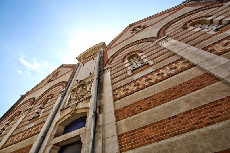 Beaune: Maison Champy Guided Cellar Tour with Wine Tasting - Practical Details & Value Considerations