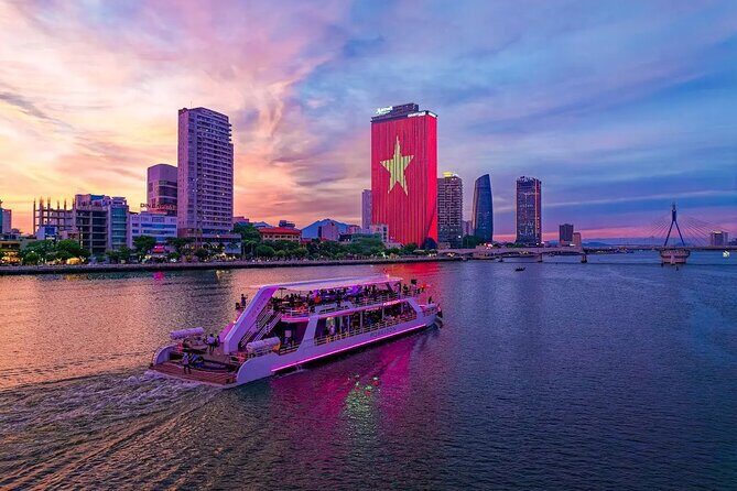 Beautiful Night Cruise Experience in Han River Da Nang - A Detailed Look at the Night Cruise Experience