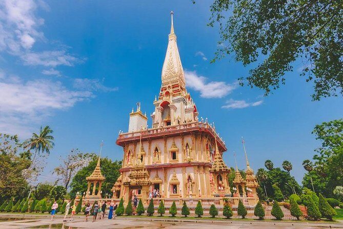 Beautiful Phuket City Tour - The Group Experience and Logistics